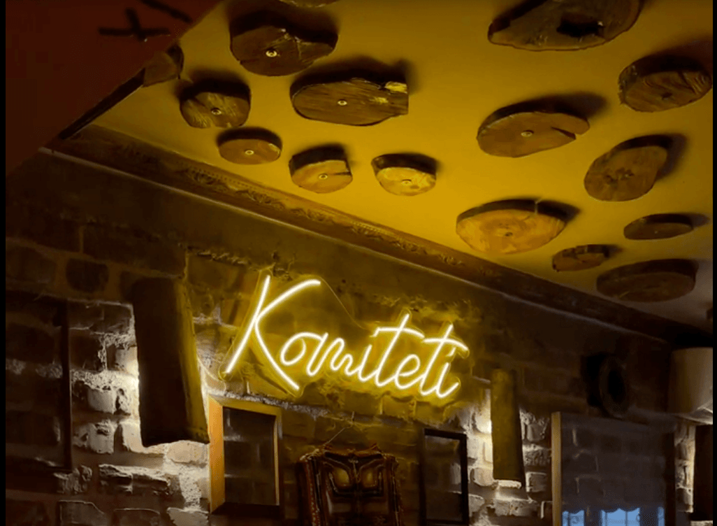 Komiteti Muzeum Cafe with Patoko